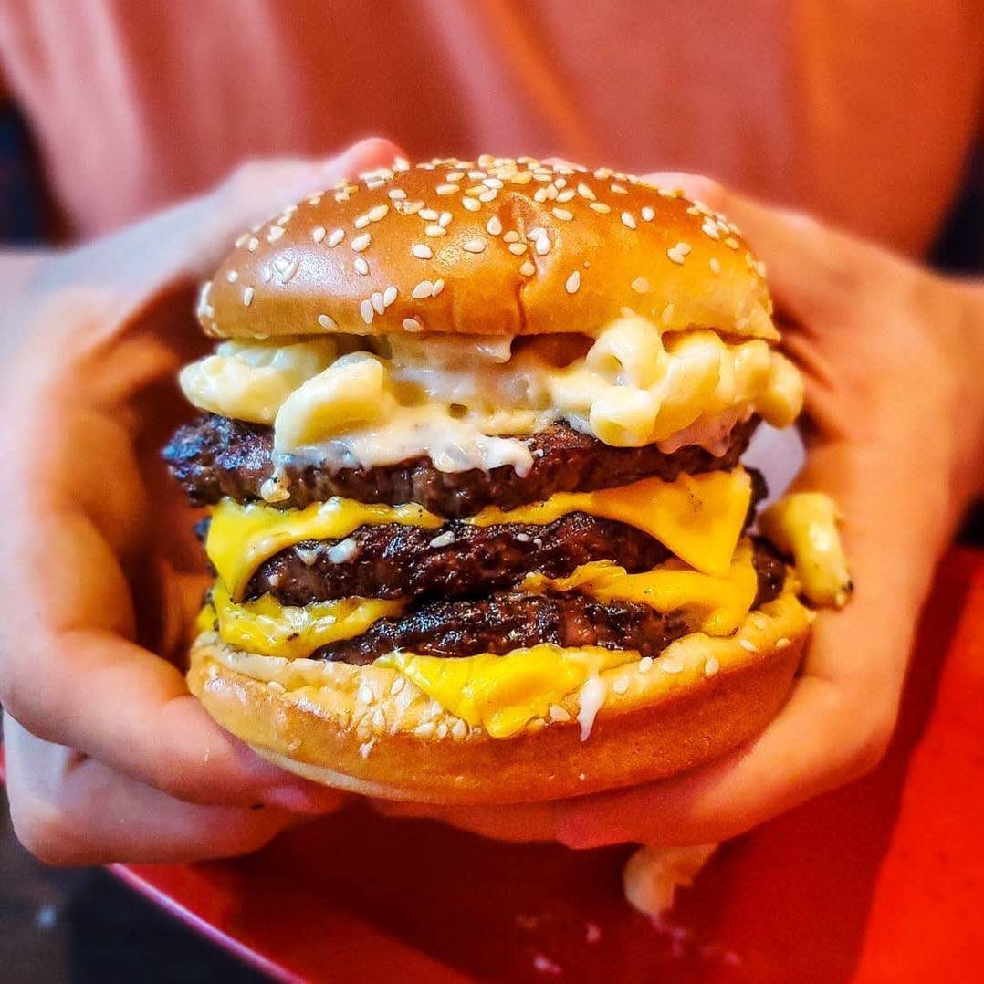 Red Robin Gourmet Burgers