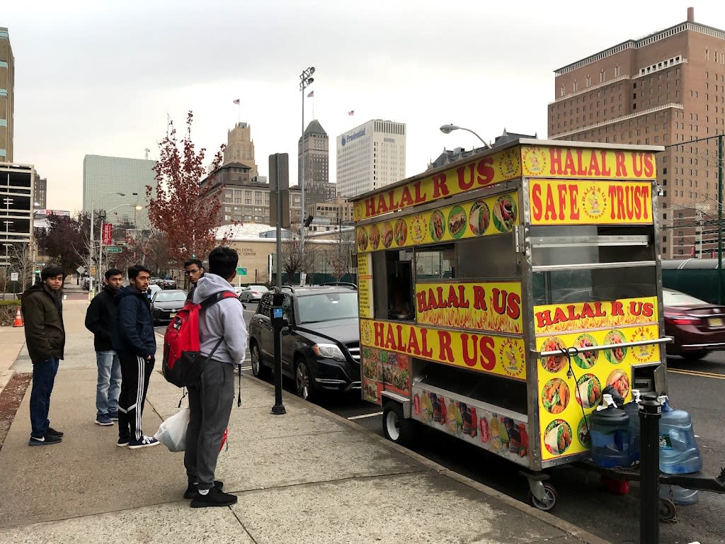 Halal R Us | Newark, NJ 07102