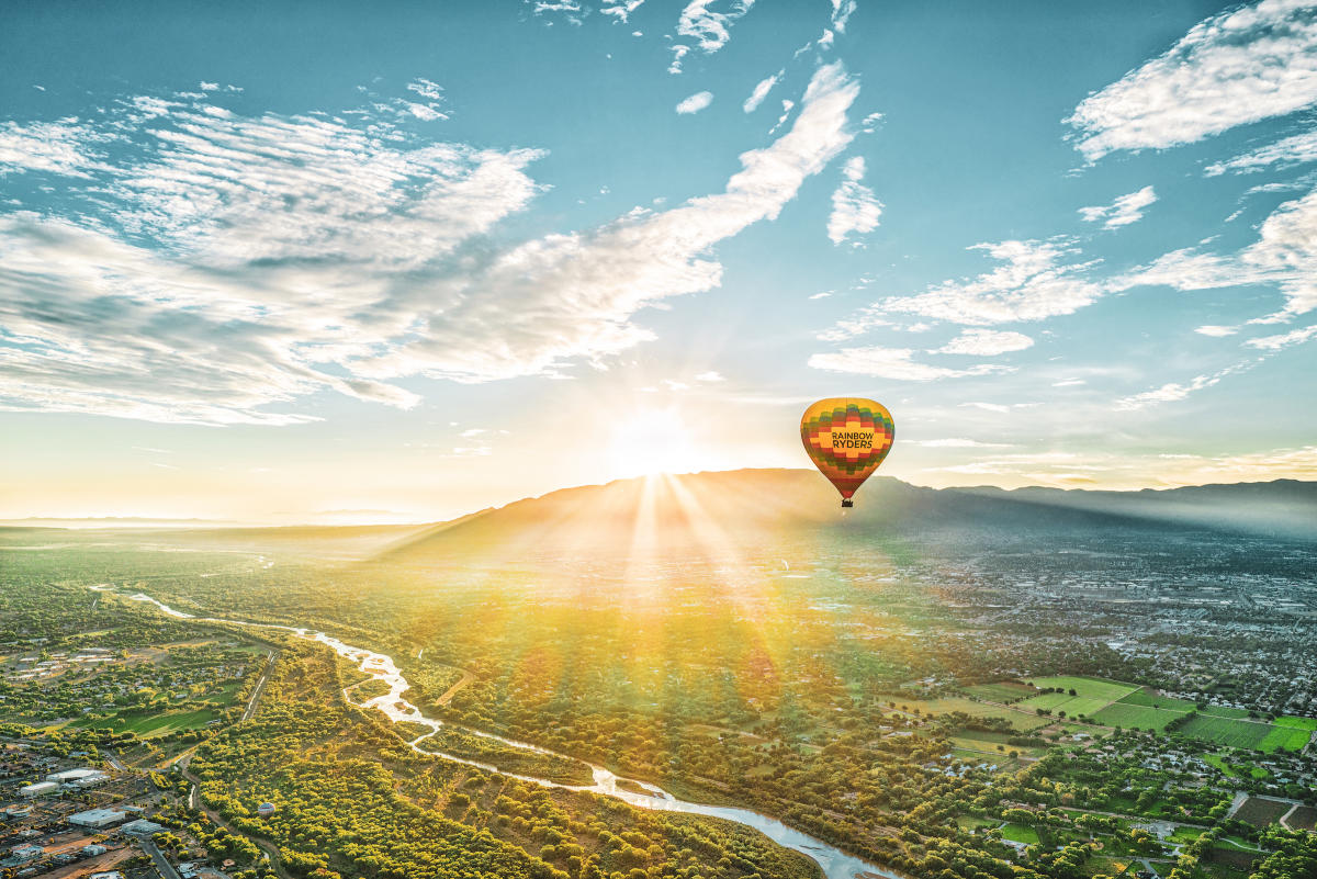 Rainbow Ryders Hot Air Balloon Ride Company | Albuquerque, NM 87113