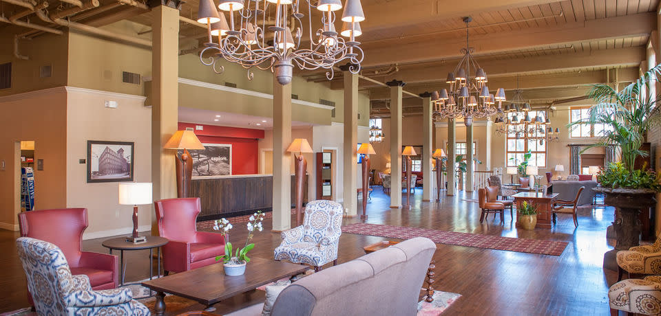 Hampton Inn and Suites New Orleans-Convention Center Hotel