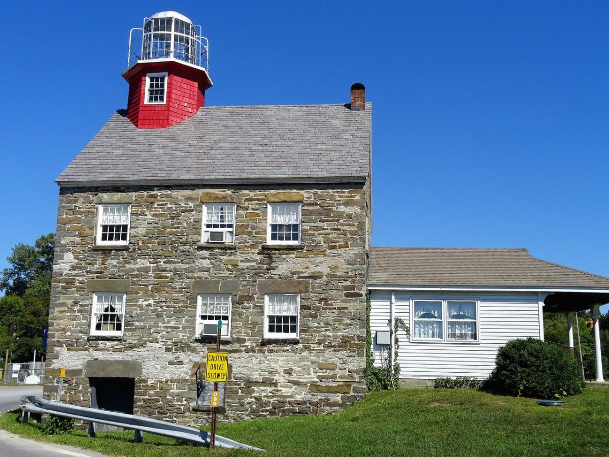 Salmon River Lighthouse & Marina | Pulaski, NY 13142