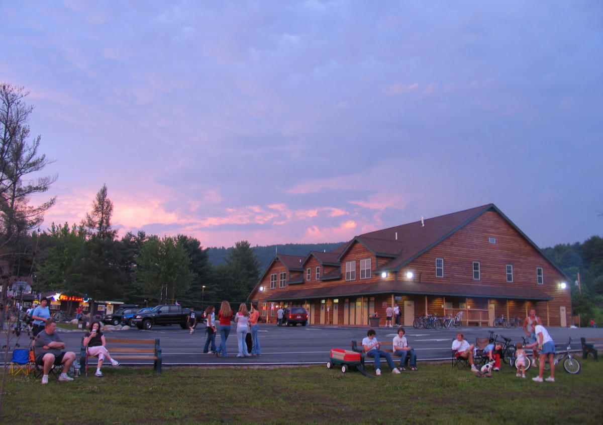 Lake George Escape Resort | Lake George, NY 12845