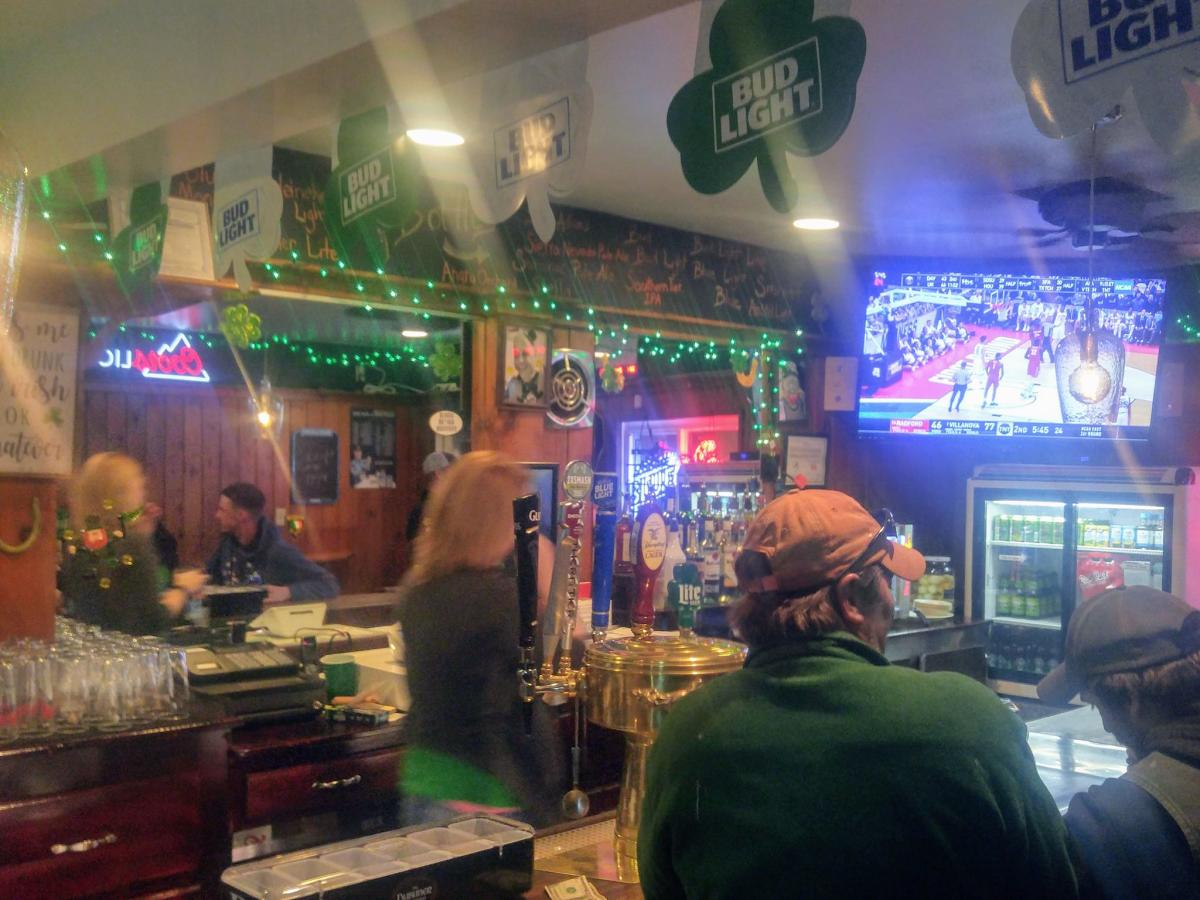 Paddy's Pub