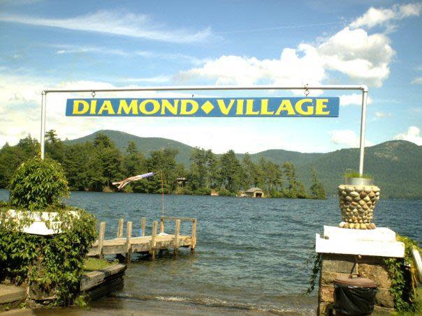 Diamond Village Resort | Diamond Point, NY 12824
