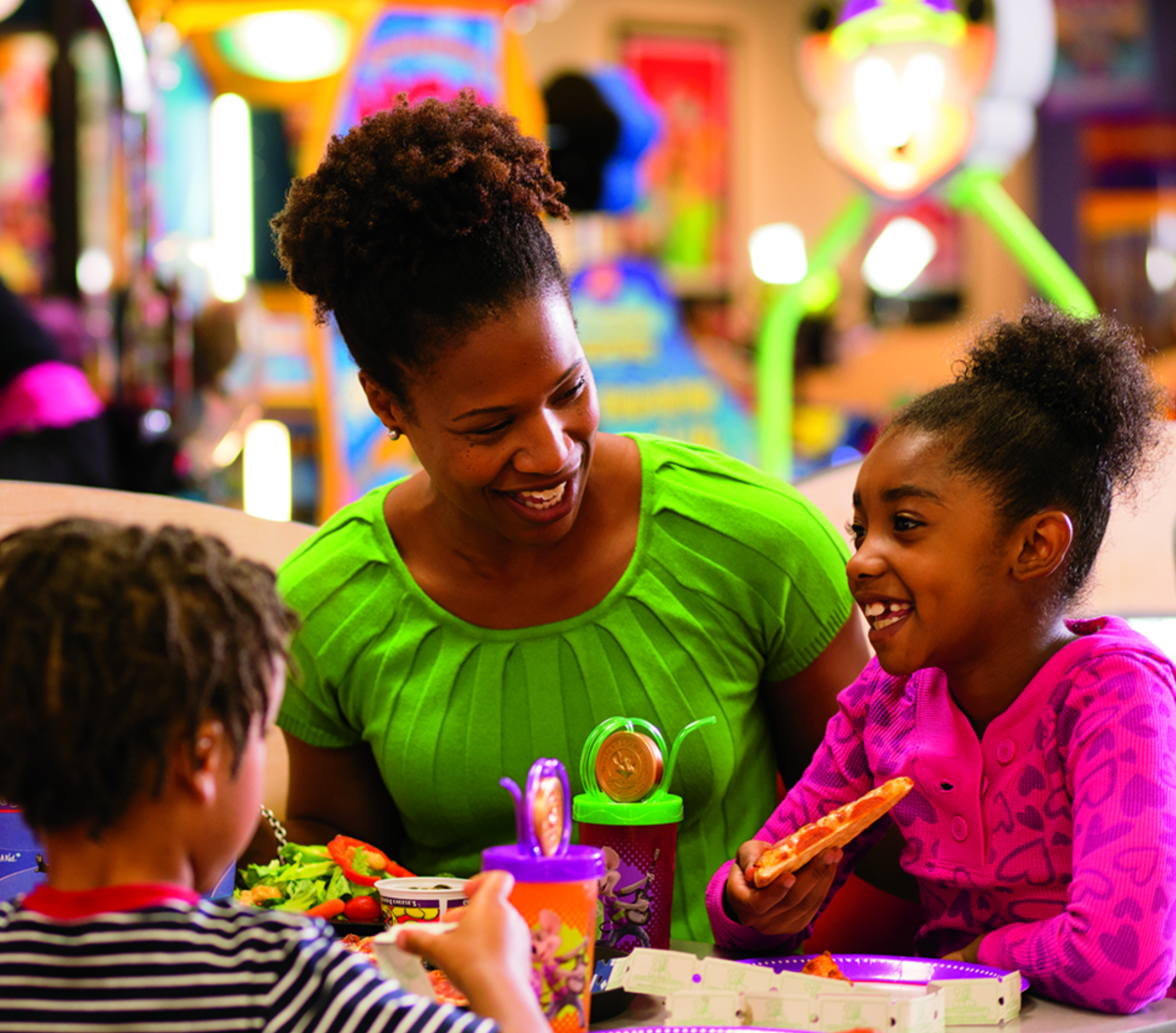 Chuck E Cheese S