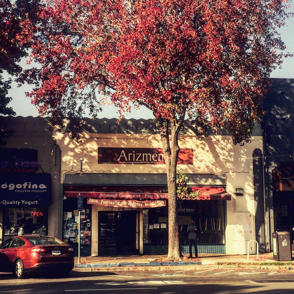 Lake Merritt Bakery
