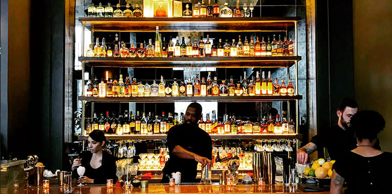 Monarch Restaurant & Bar | Omaha, NE 68102