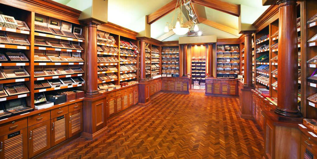 Safari Cigars and Lounge | Omaha, NE 68164