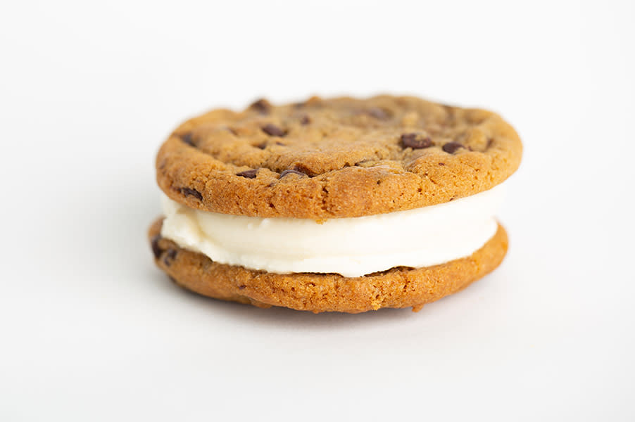 Surfin' Spoon Frozen Yogurt