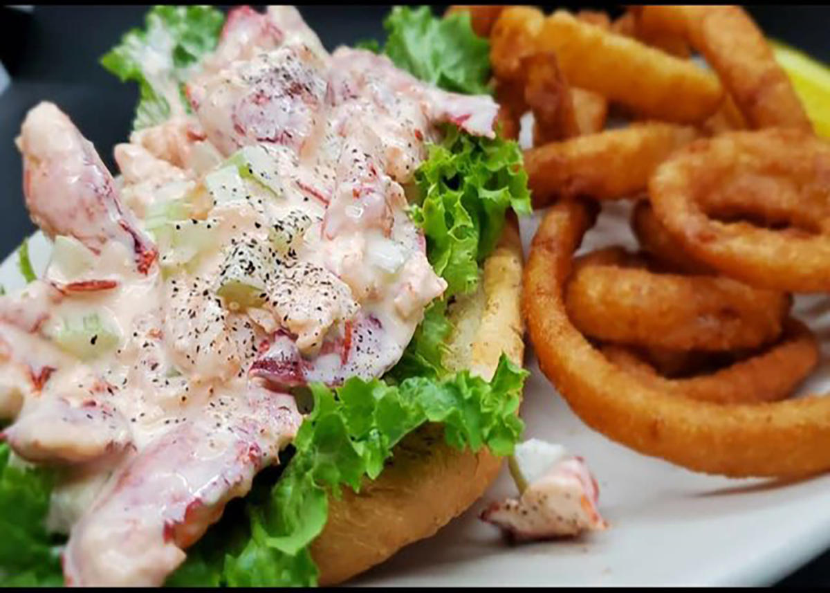 Cinder Inn Bar & Grill | East Stroudsburg, PA 18301