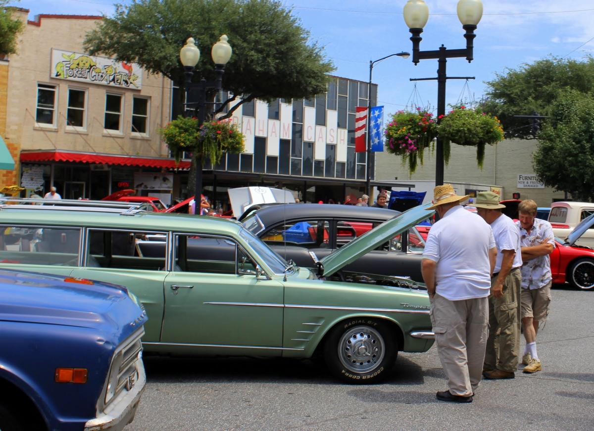Hot Nights Cool Rides Car Show