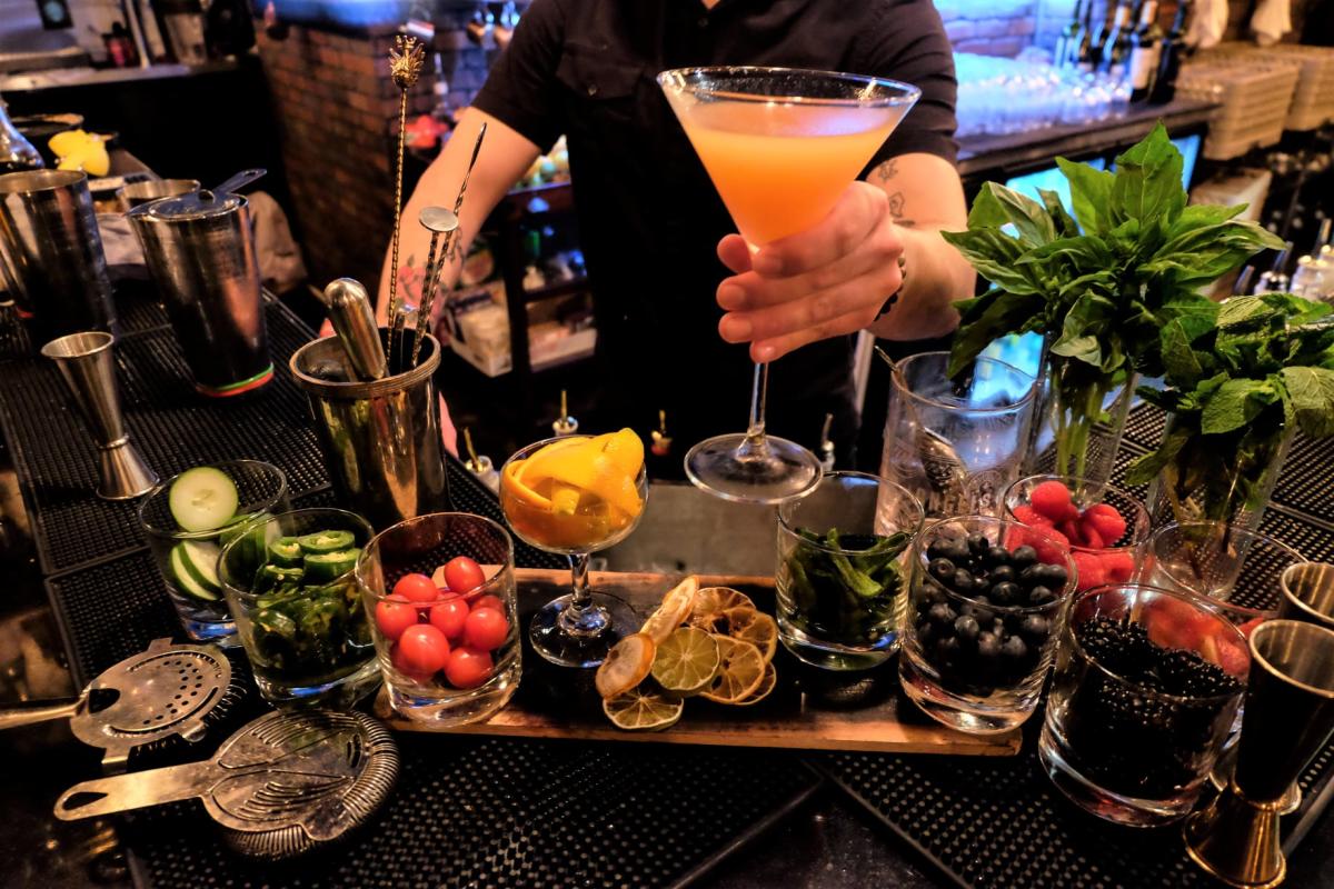 Cody's Restaurant Bar & Patio | San Marcos, TX