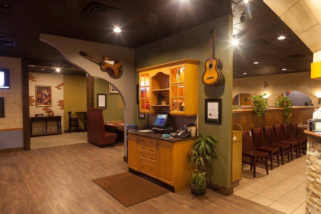 Vetrano's | Westerly, RI 02891