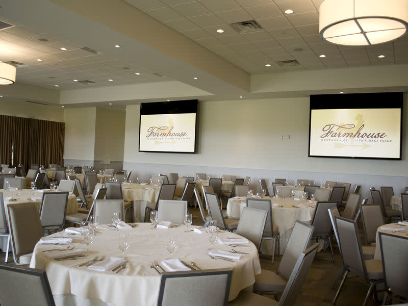 The Farmhouse Restaurant & Conference Center at Fair Oaks Farms