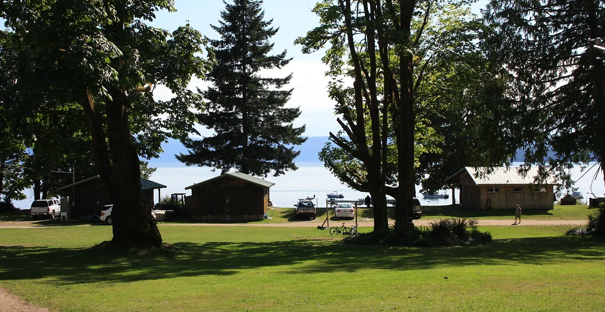 Kent's Beach Cabins & Campsites
