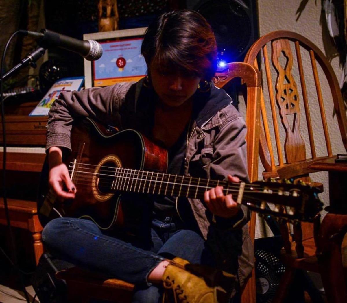 Singer Songwriter Open Mic Night