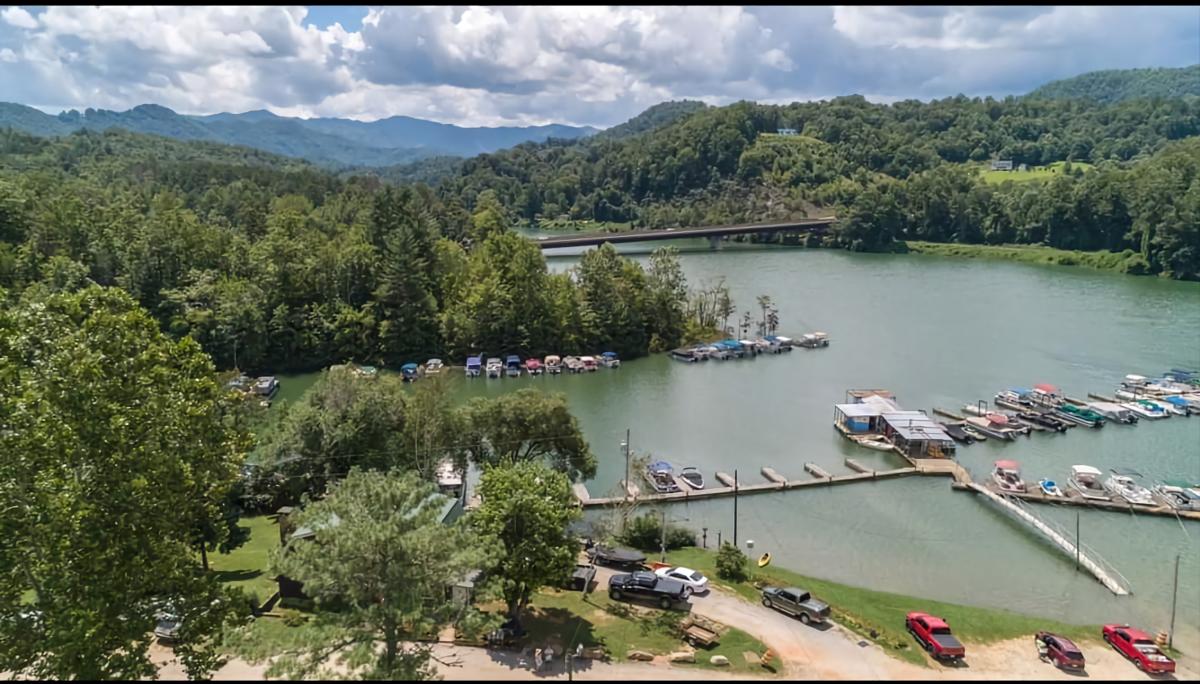 Almond Boat and RV Park