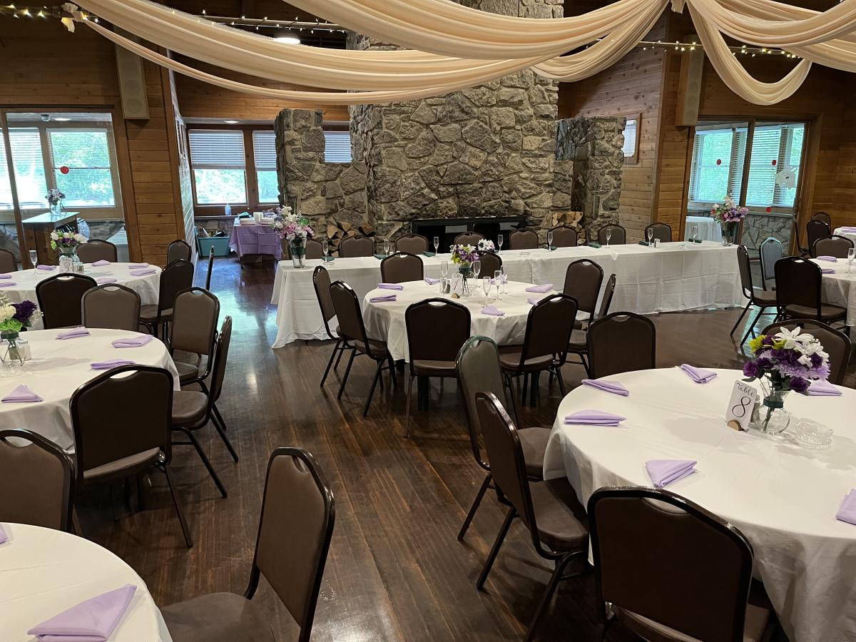 Arrowhead Lodge - Oneida Shores County Park