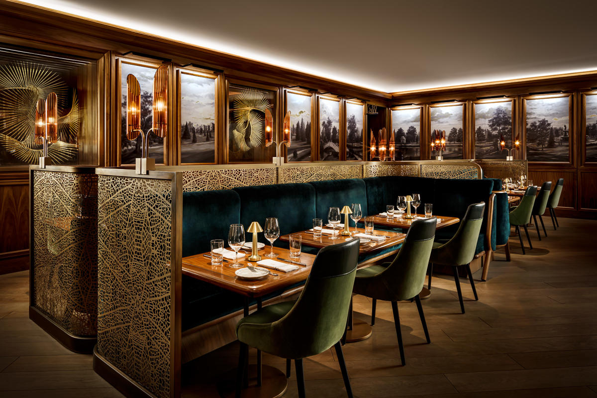 REIGN Restaurant + Bar + Bakery | Toronto, ON M5J 1E3