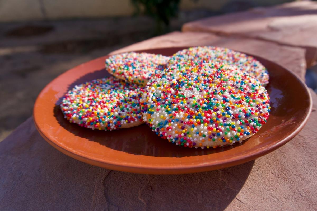 Mexican Sprinkle Cookies