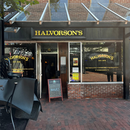 Halvorsons Upstreet Cafe
