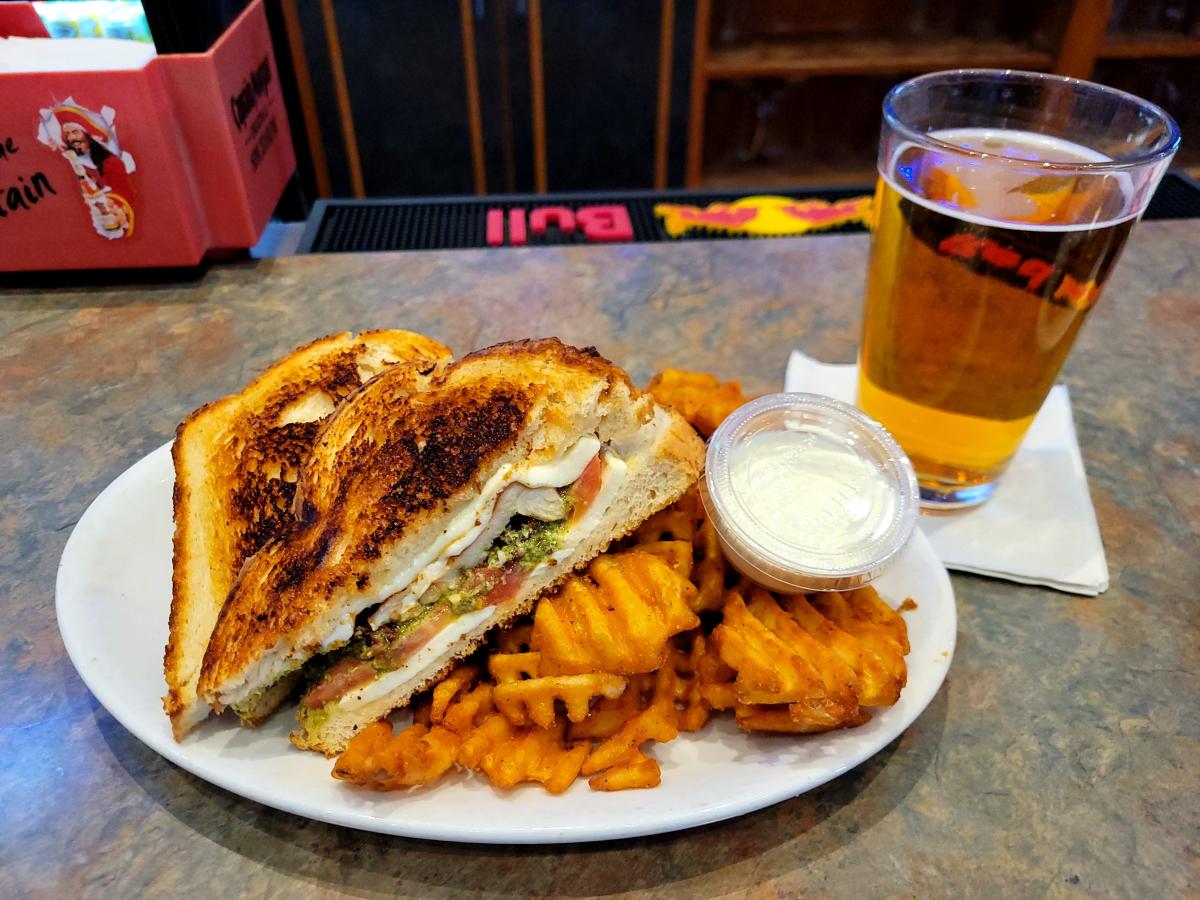 Draft House Bar & Restaurant