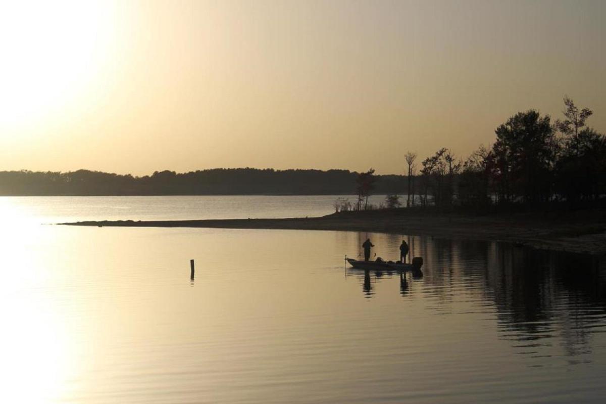 Staunton View Park - John H. Kerr Reservoir (Buggs Island Lake), US ...