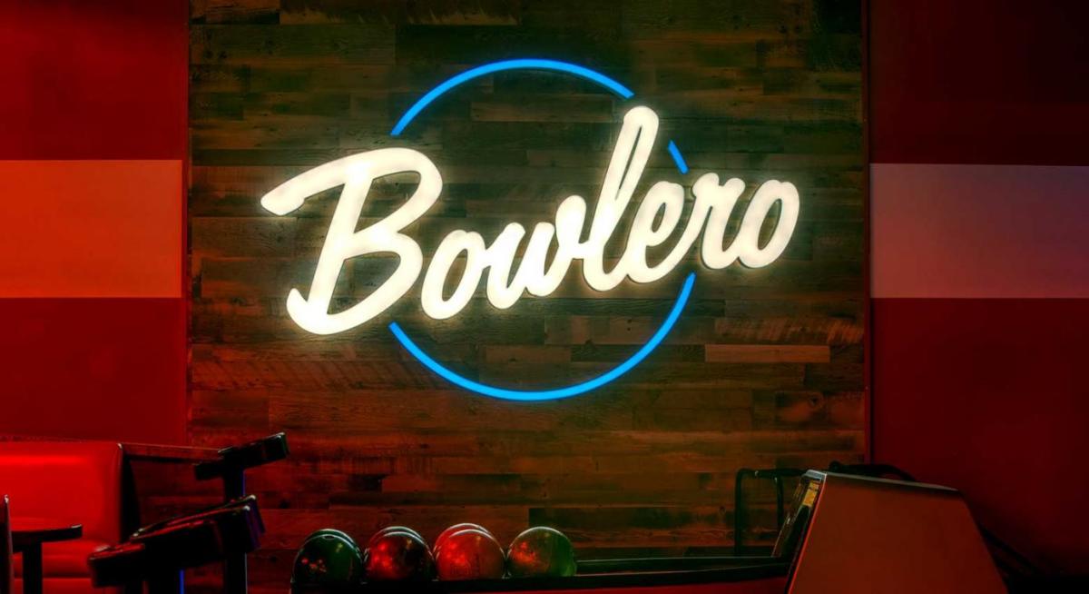 Bowlero Centreville