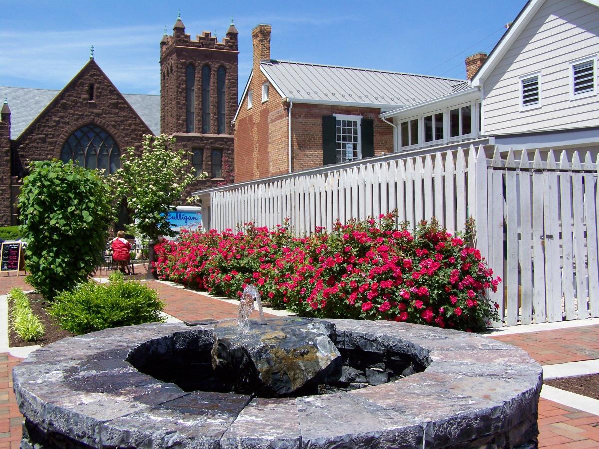 Hardesty-Higgins House Visitors Center