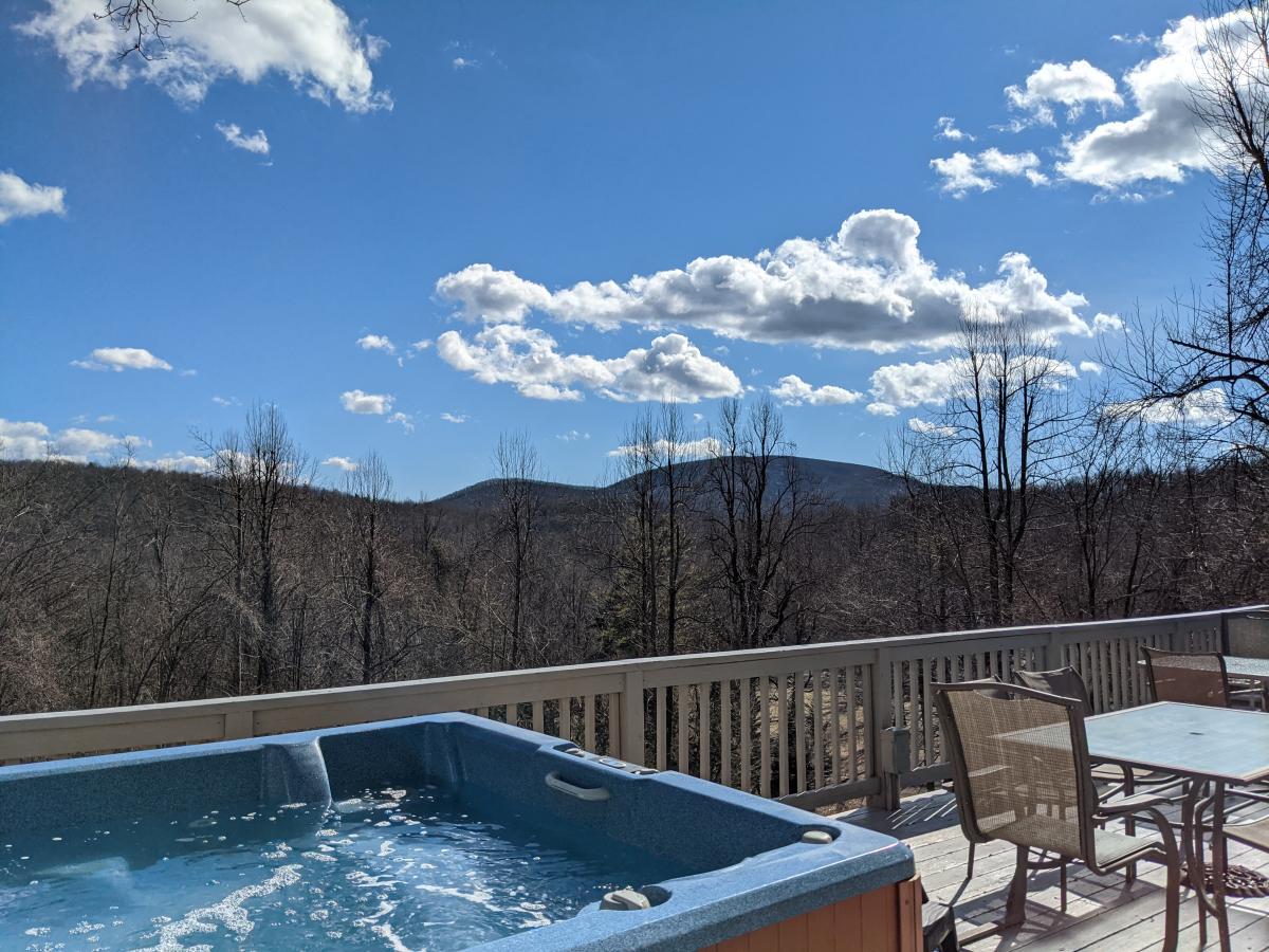 Love Ridge Mountain Lodging