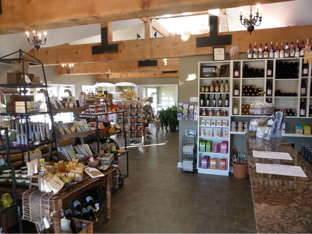 West Wind Farm Vineyard & Winery Tasting Room and Shop