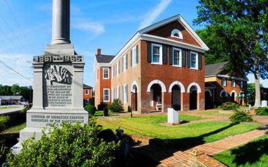 Old Middlesex Co. Courthouse