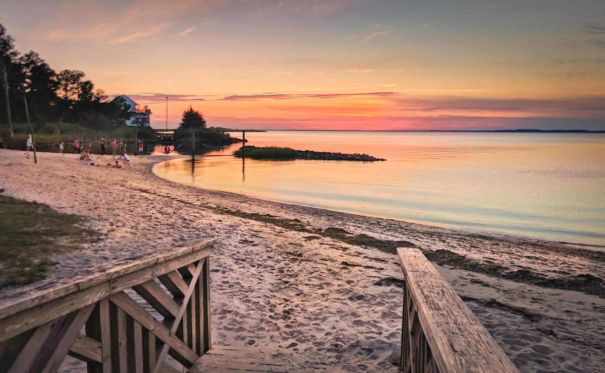 Sun Outdoors Chesapeake Bay