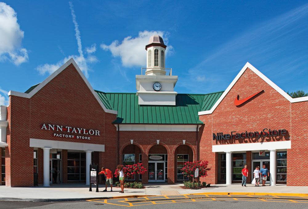 Williamsburg Premium Outlets