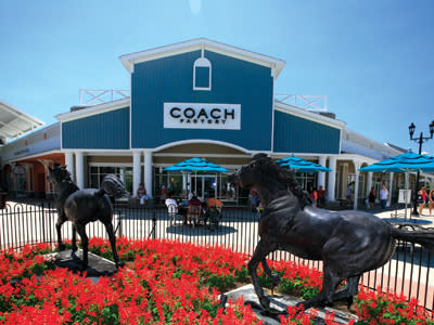 Tanger Outlet Center