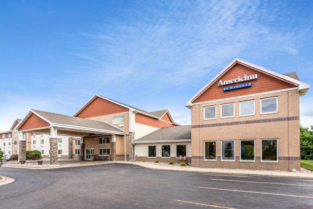 AmericInn Lodge & Suites | Weston, WI