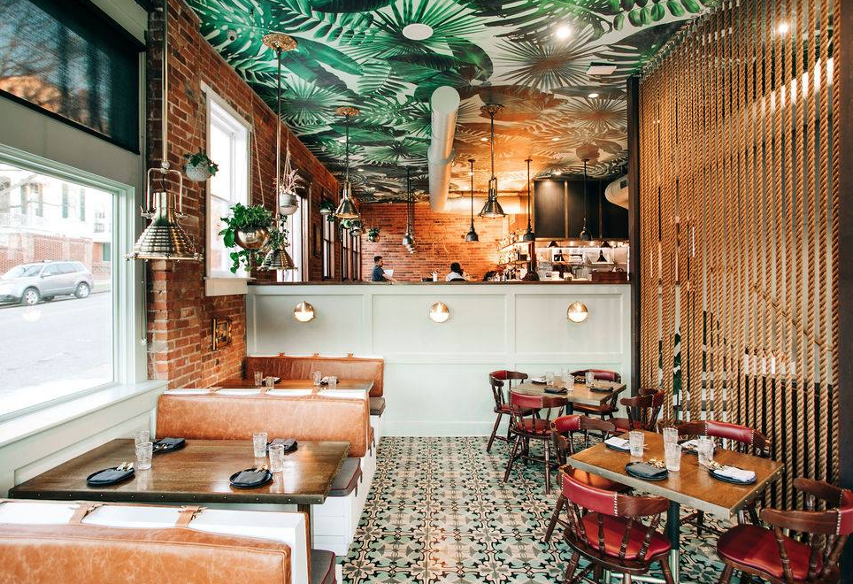 Dram Yard Restaurant | Wilmington, NC 28401