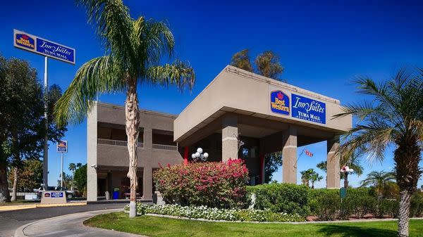 Best Western Yuma Mall Hotel & Suites
