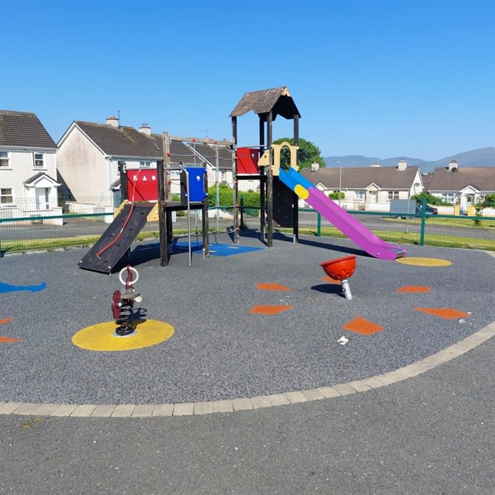Killorglin - An Bhainseach - playground - Discover Kerry