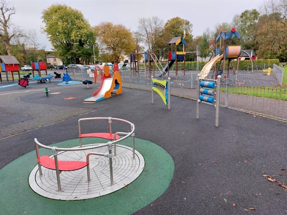 Listowel playground - Discover Kerry