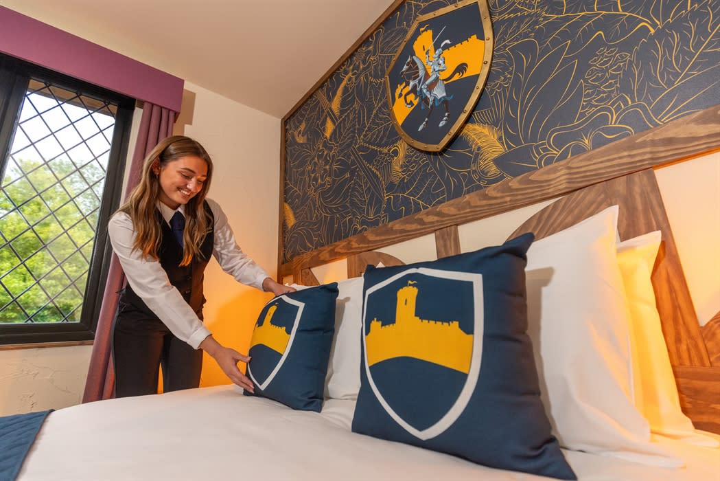 Warwick Castle Hotel - Visit Birmingham