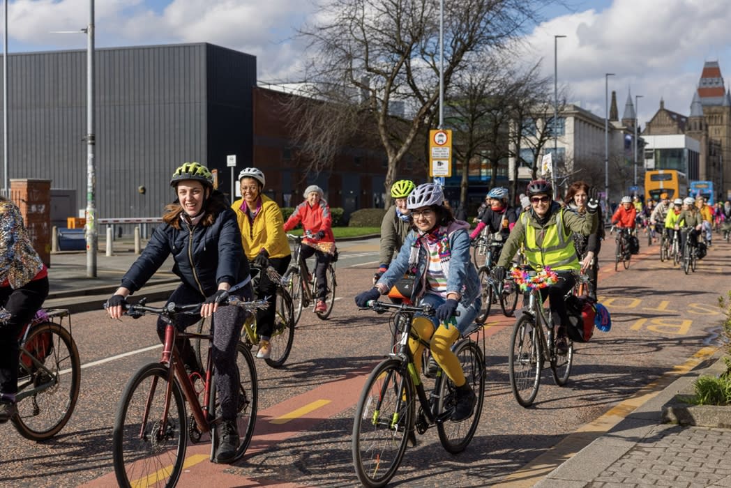 Doctor Bike - Bee Pedal Ready