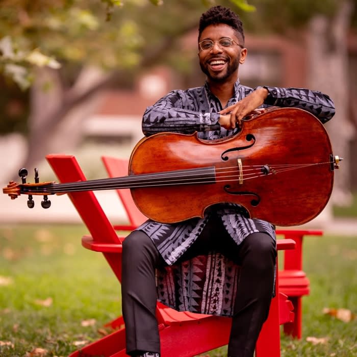 Seth Parker Woods (cello)