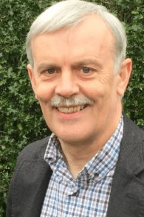 Miss Winter in the Library with a Knife - an evening with Martin Edwards
