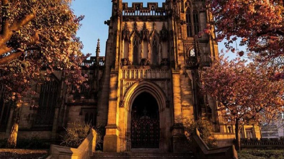 Sleazy, Sinister and Haunted Manchester