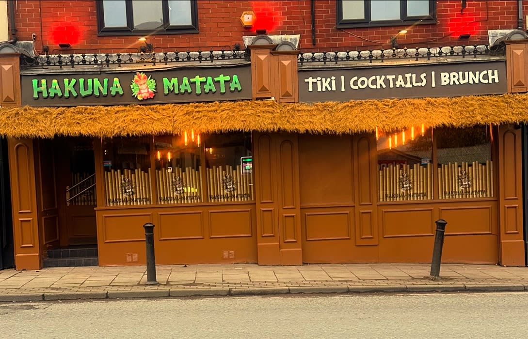 Hakuna Matata Tiki Bar