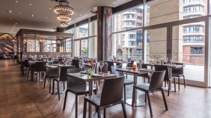 Scene Indian Street Kitchen