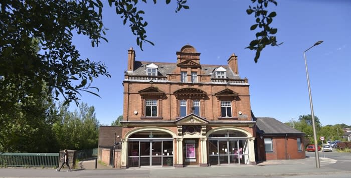 Goody Two Shoes - A Traditional Pantomime at Wigan Little Theatre