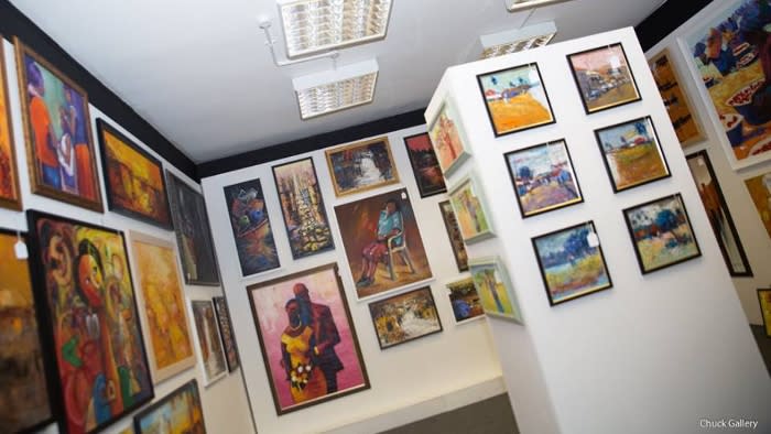 Chuck Gallery