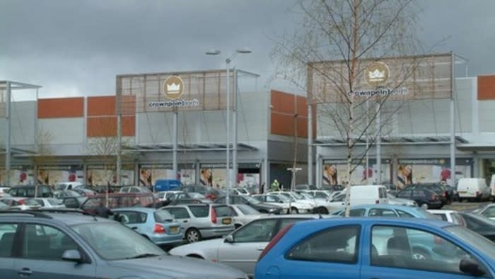 Crownpoint Shopping Park